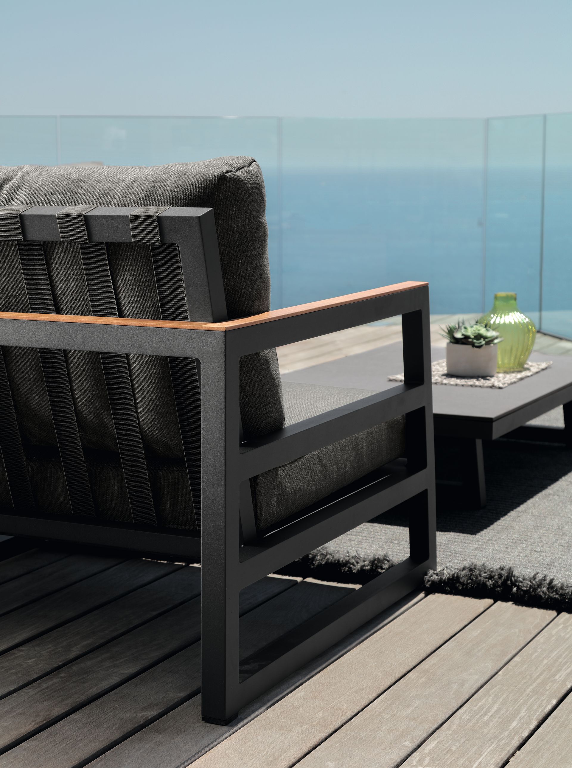 Alabama//Alu Rocking Chair | Italian garden furniture: Talenti