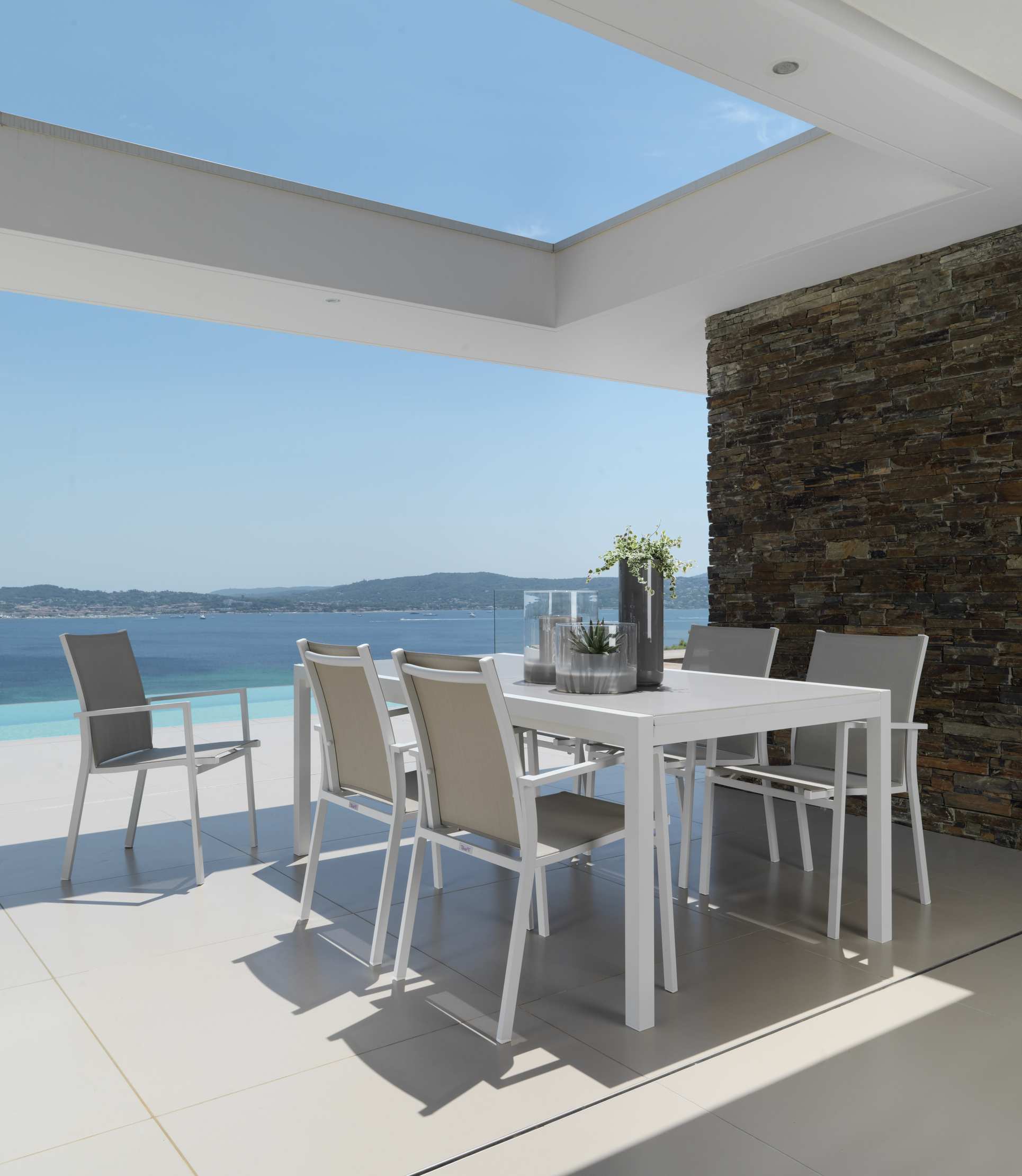 Maiorca 200/300 Extendible dining Table | Italian Outdoor/Indoor ...