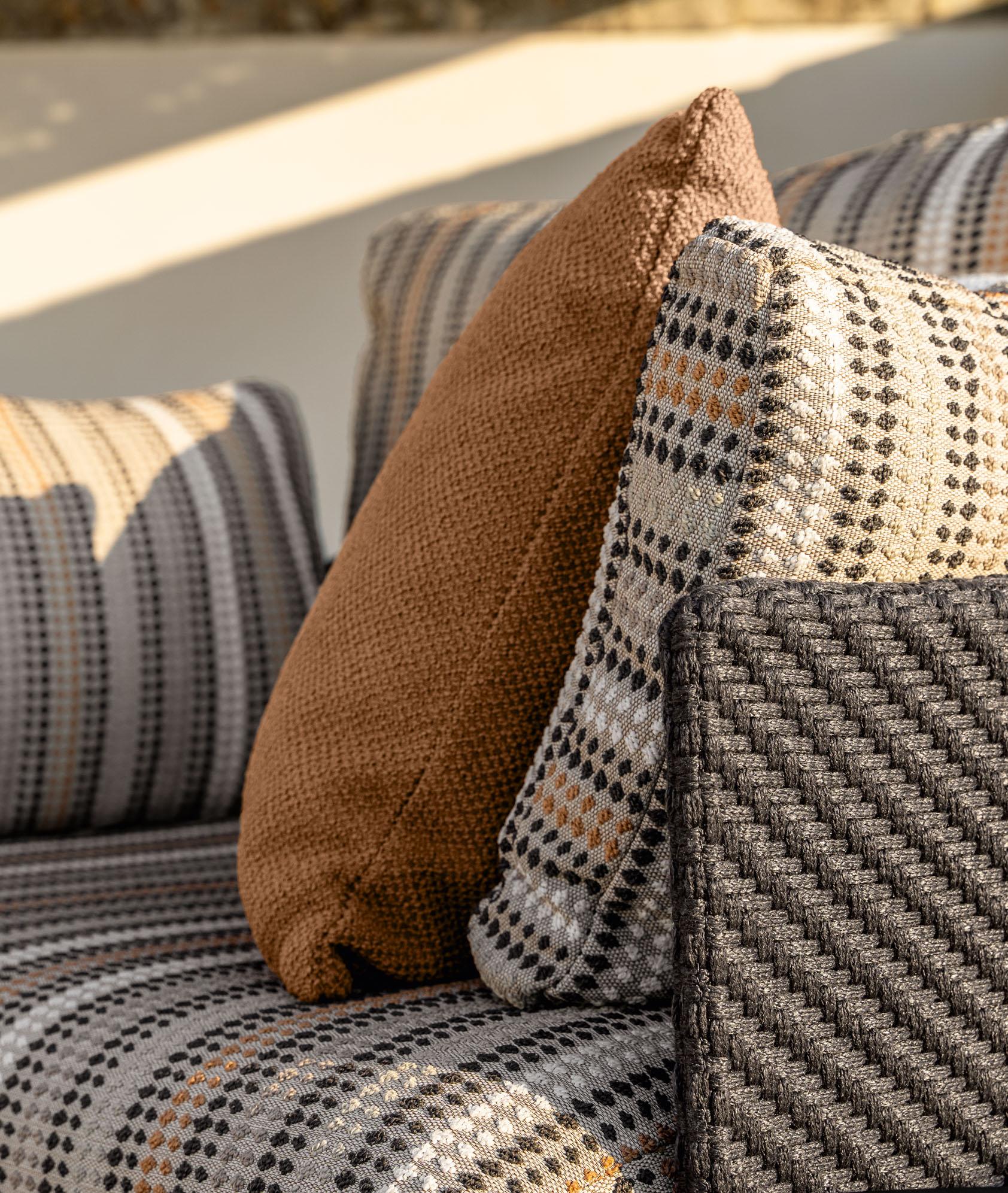 Leaf Modular sofa | Italian Outdoor/Indoor Furnishings: Talenti