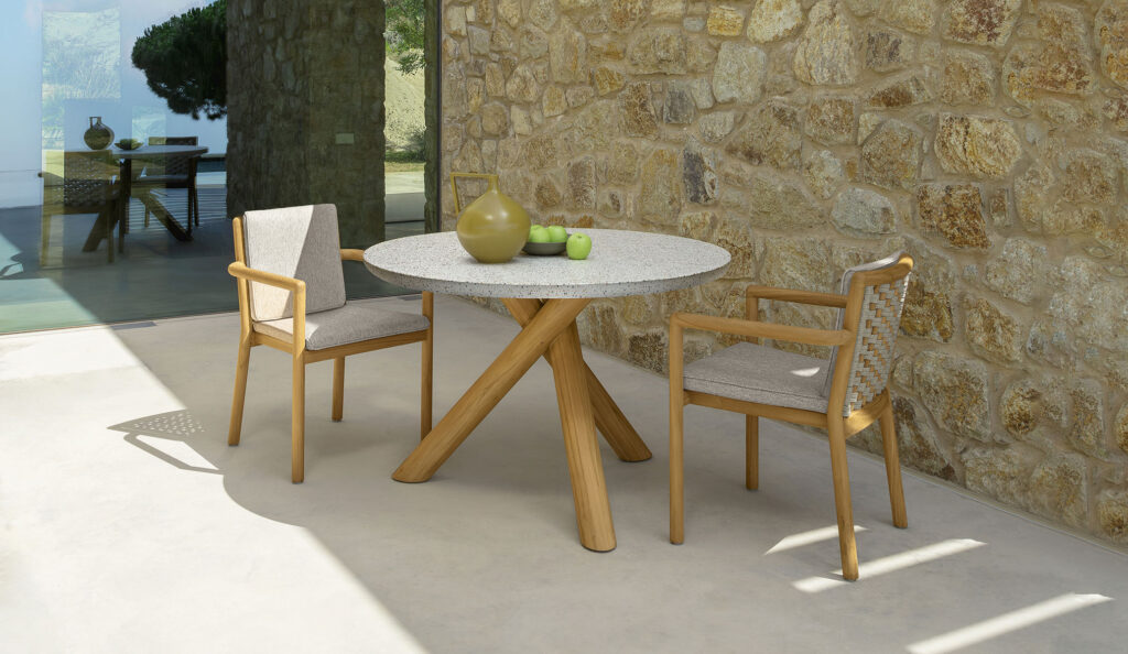 Prichi Dining table D120 | Italian garden furniture: Talenti