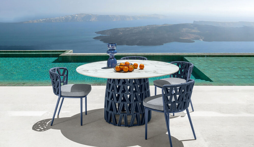 Swipe Dining table D150 | Italian garden furniture: Talenti