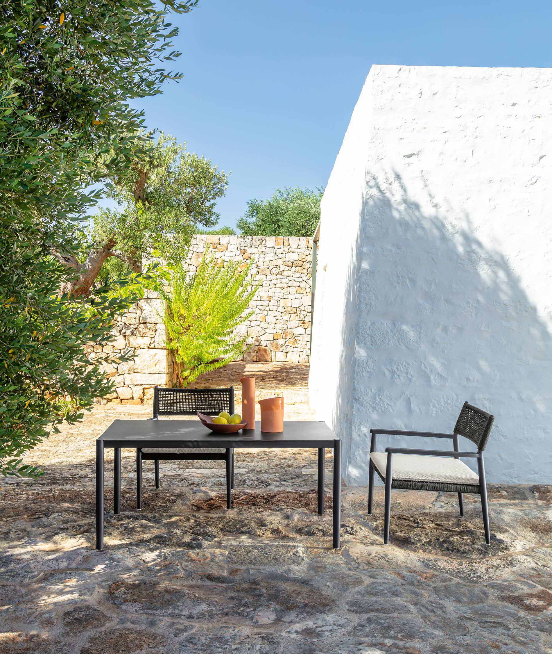 Dolcevita//Alu Extending Dining Table 160/220×95 | Italian garden furniture: Talenti