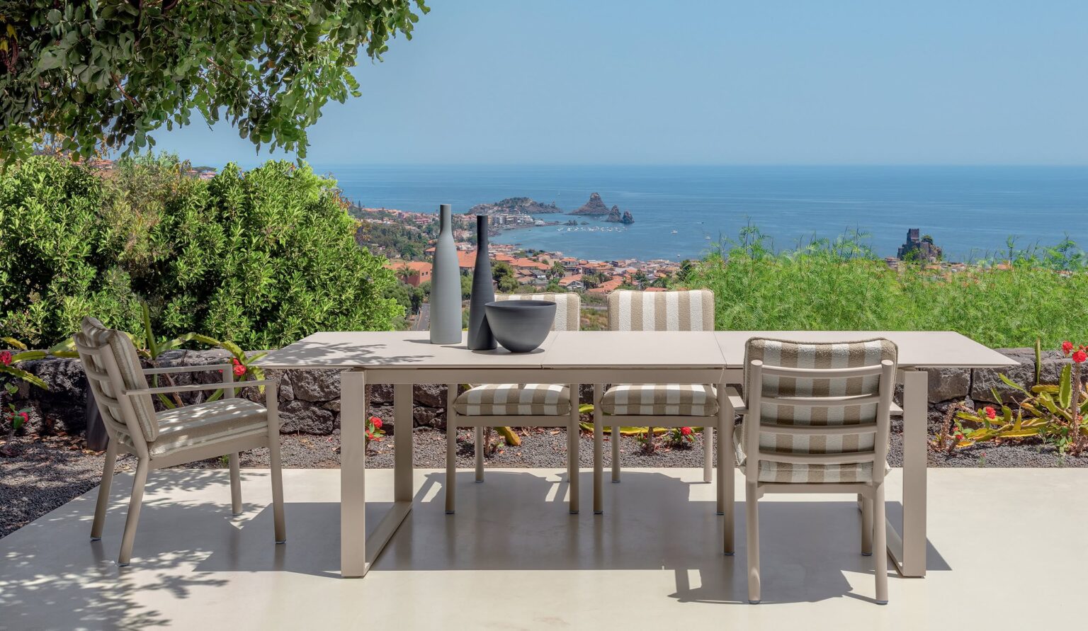 Finn Extending dining table 205/270 | Italian garden furniture: Talenti